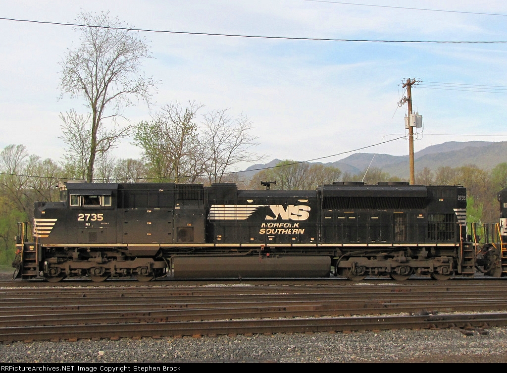 NS 2735, leading vhe SB V91